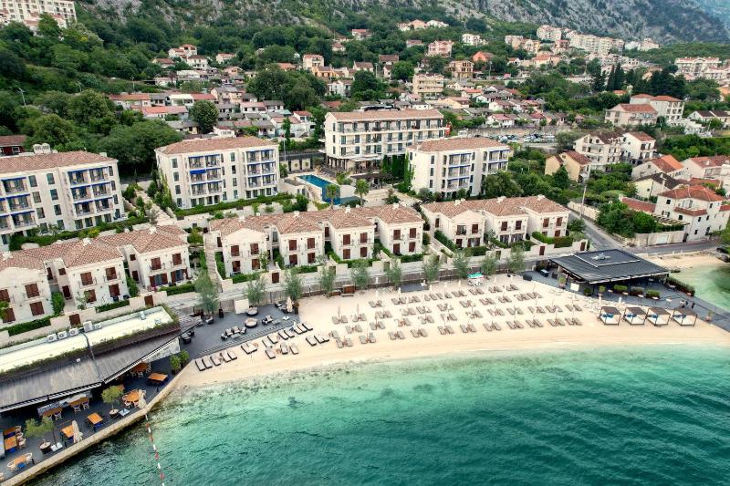 16 Best Hotels in Kotor (Luxury, Boutique)