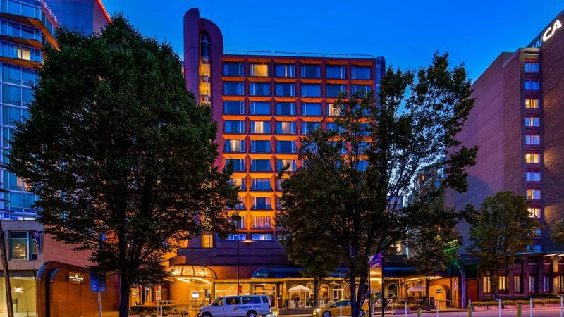 20 Best Hotels in Vancouver (Luxury, 5-Star)