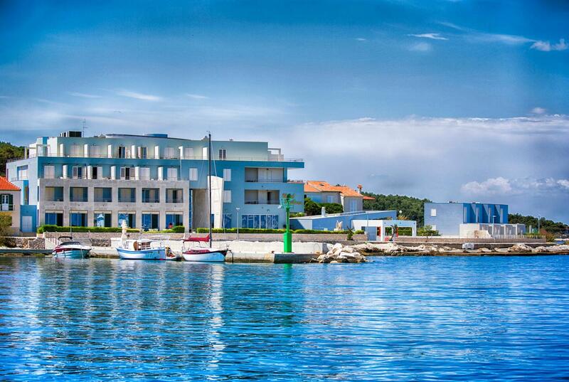 16 Best Hotels in Brac (Luxury, Boutique)